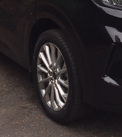 Ford Tourneo Custom SWB Black 2220